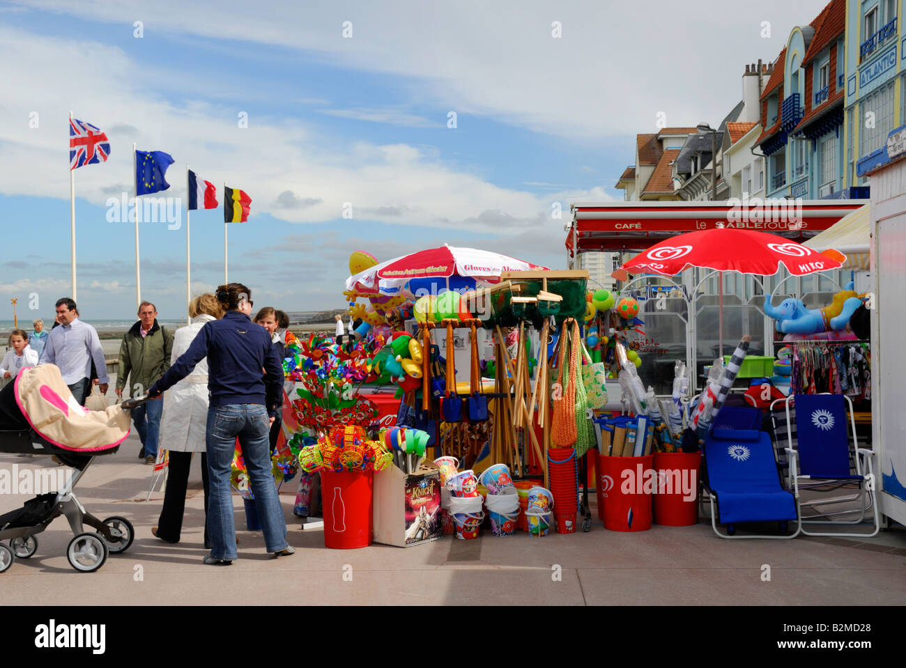 Seaside paraphernalia hi-res stock photography and images - Alamy