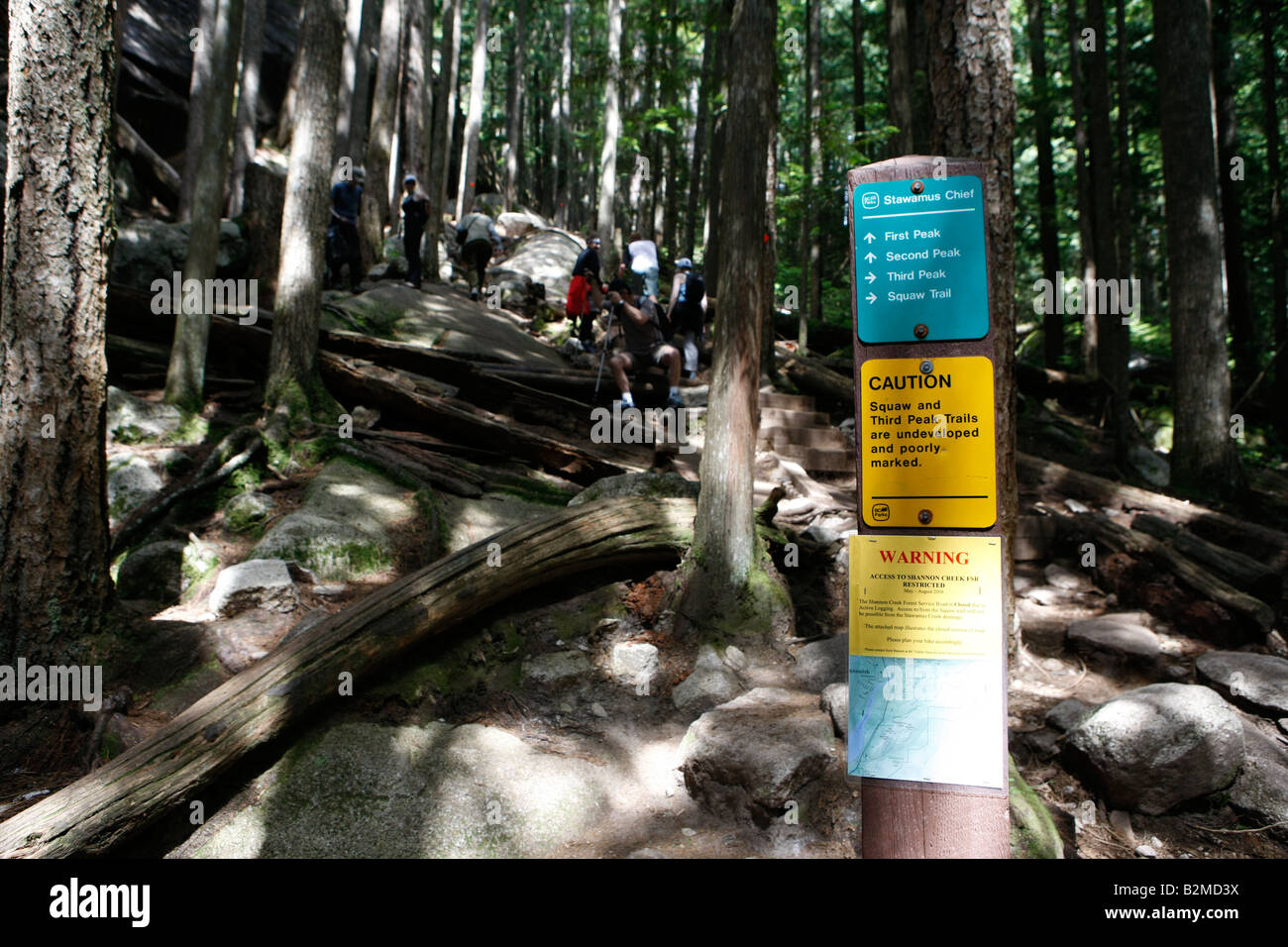 Squamish Stawamus Chief hiking trail signs Stock Photo - Alamy