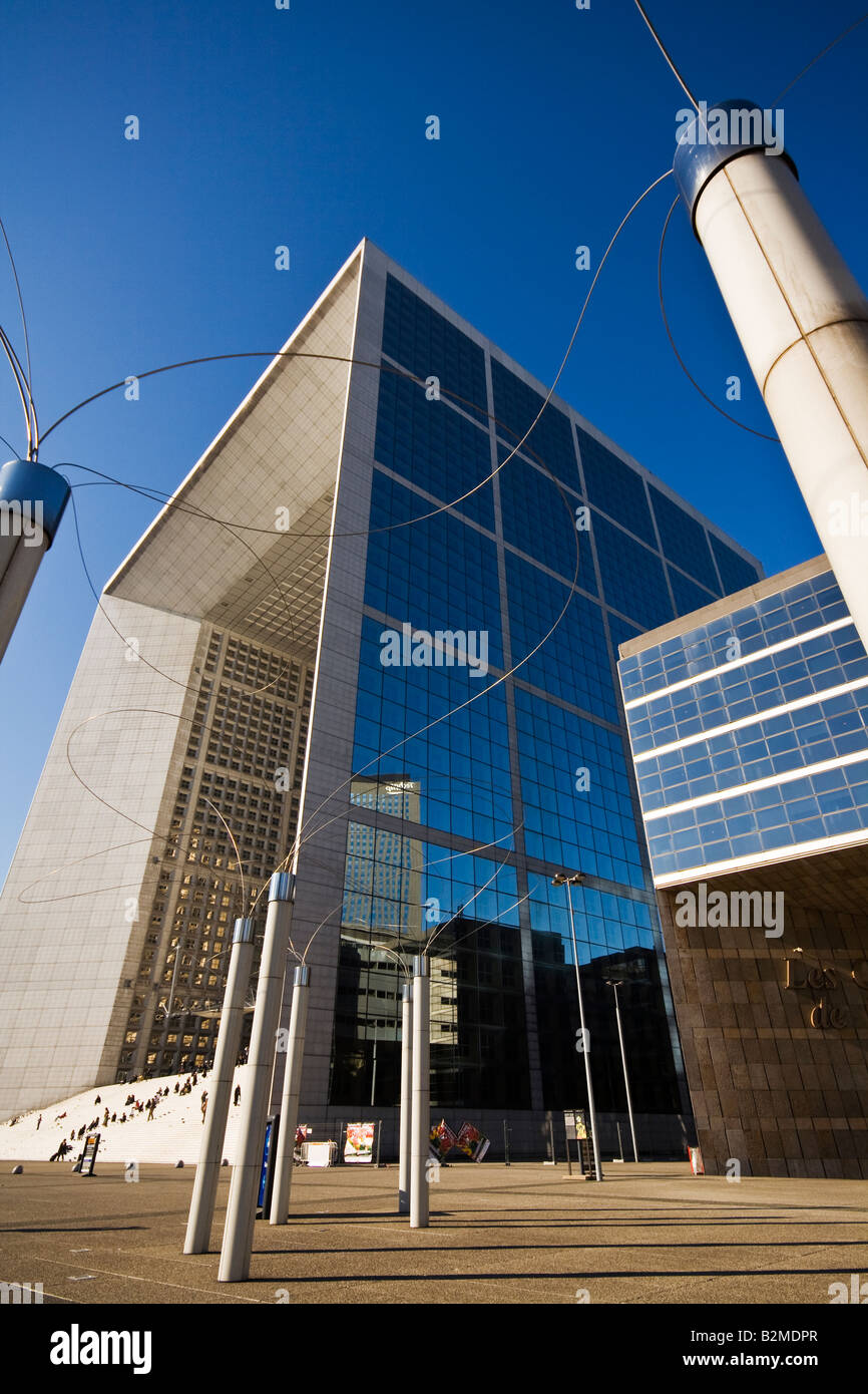 La defence arch hi-res stock photography and images - Alamy
