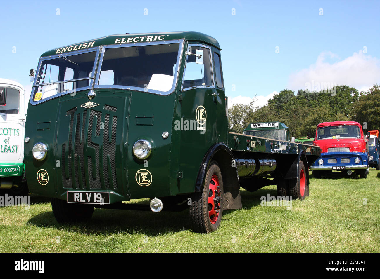 Vintage truck hi-res stock photography and images - Alamy