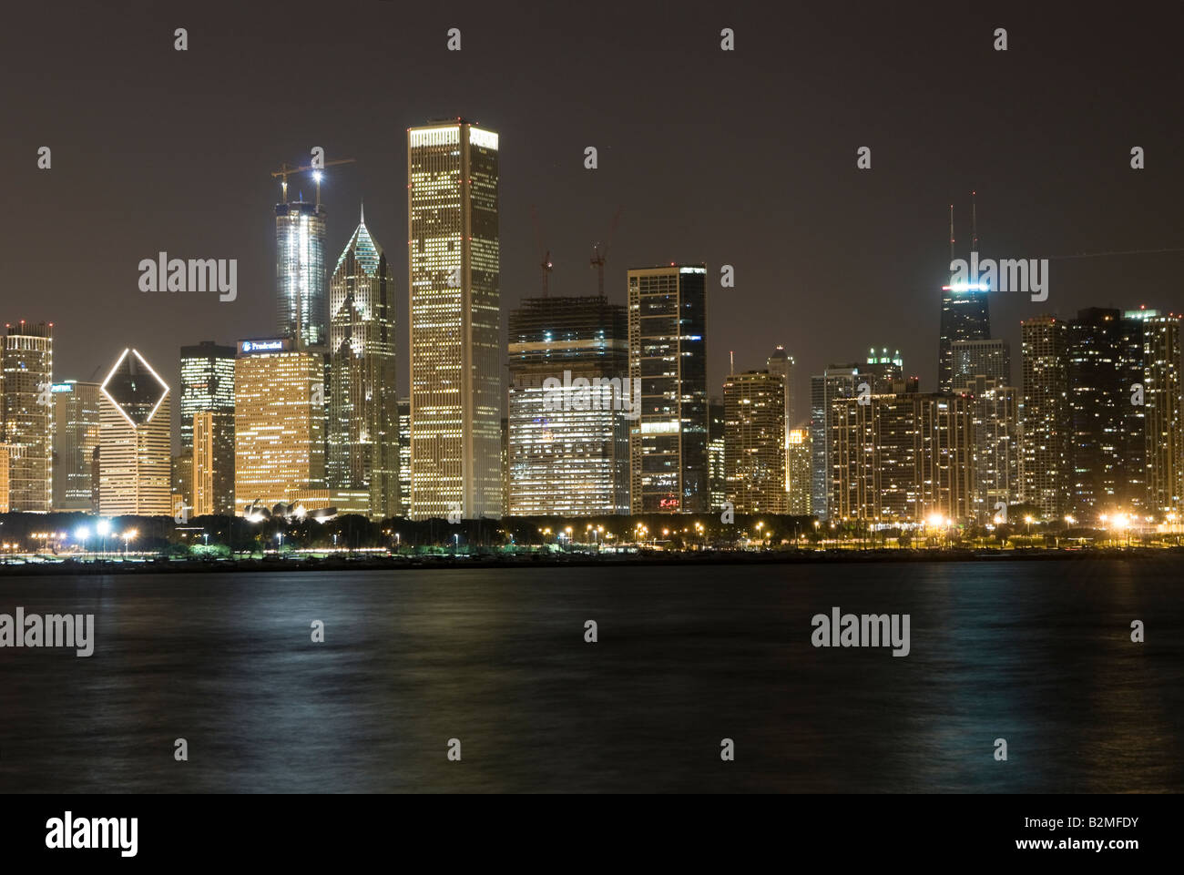Chicago at Night Stock Photo - Alamy