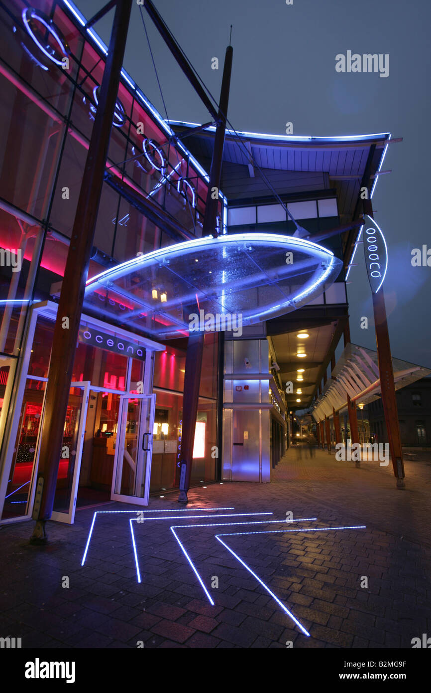 Venue night club hi-res stock photography and images - Alamy