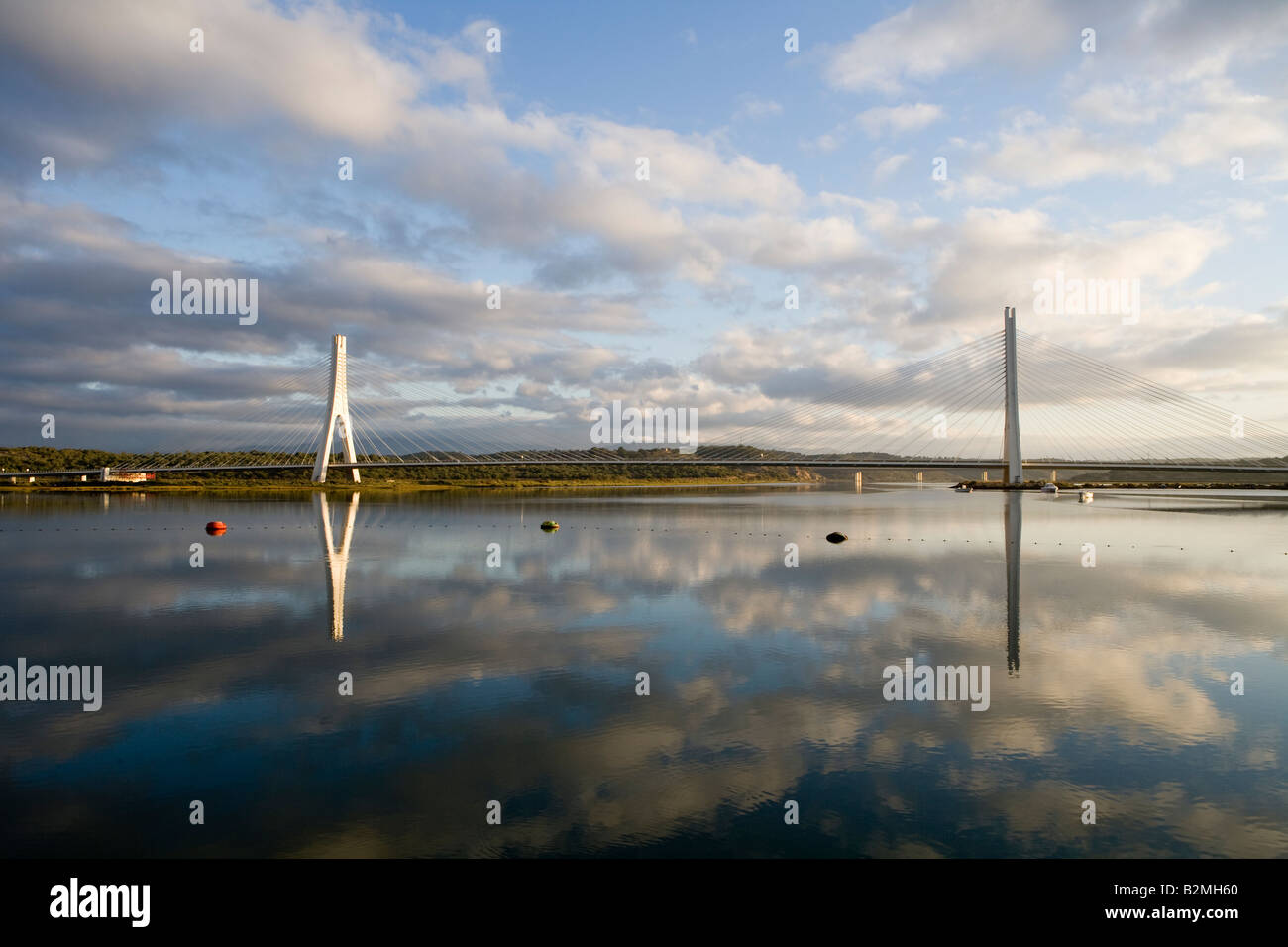 Bridge in portimao hi-res stock photography and images - Alamy