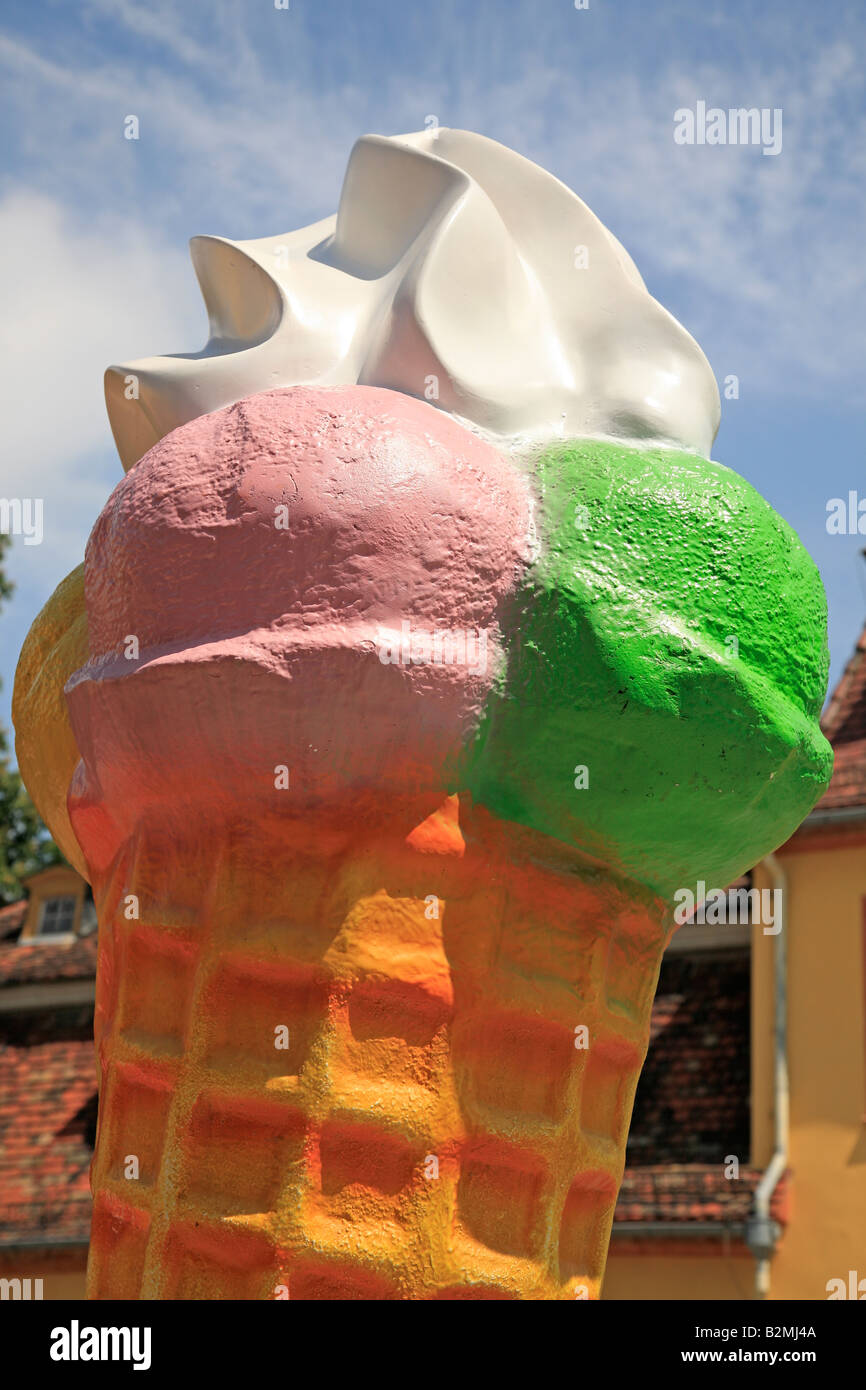 model of ice cream in front of ice cream parlor Stock Photo - Alamy