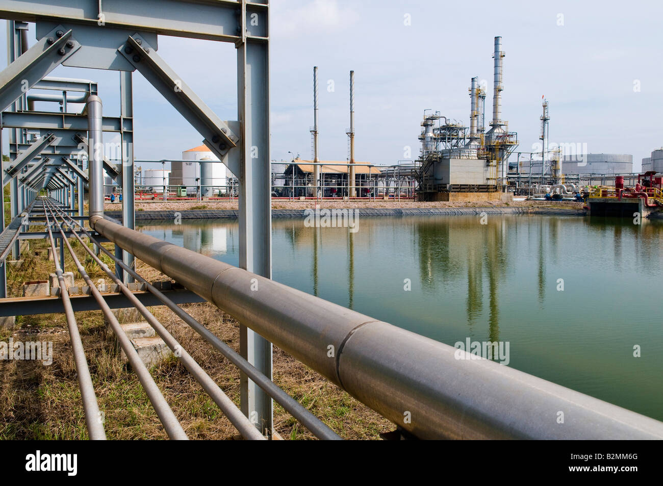 OIL REFINERY in MALAYSIA Stock Photo - Alamy