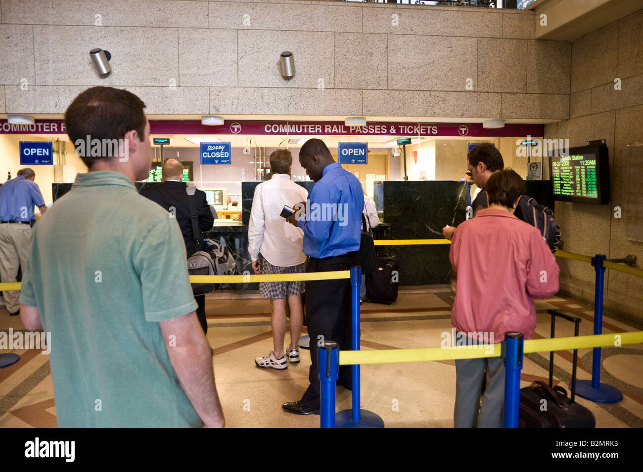 people queuing for tickets, USA, Boston, South Station Stock Photo - Alamy