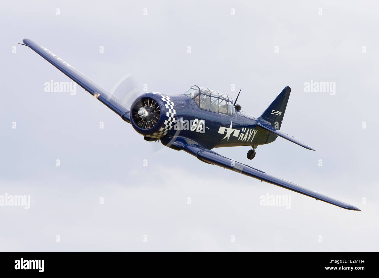 Harvard aeroplane aircraft plane hi-res stock photography and images ...