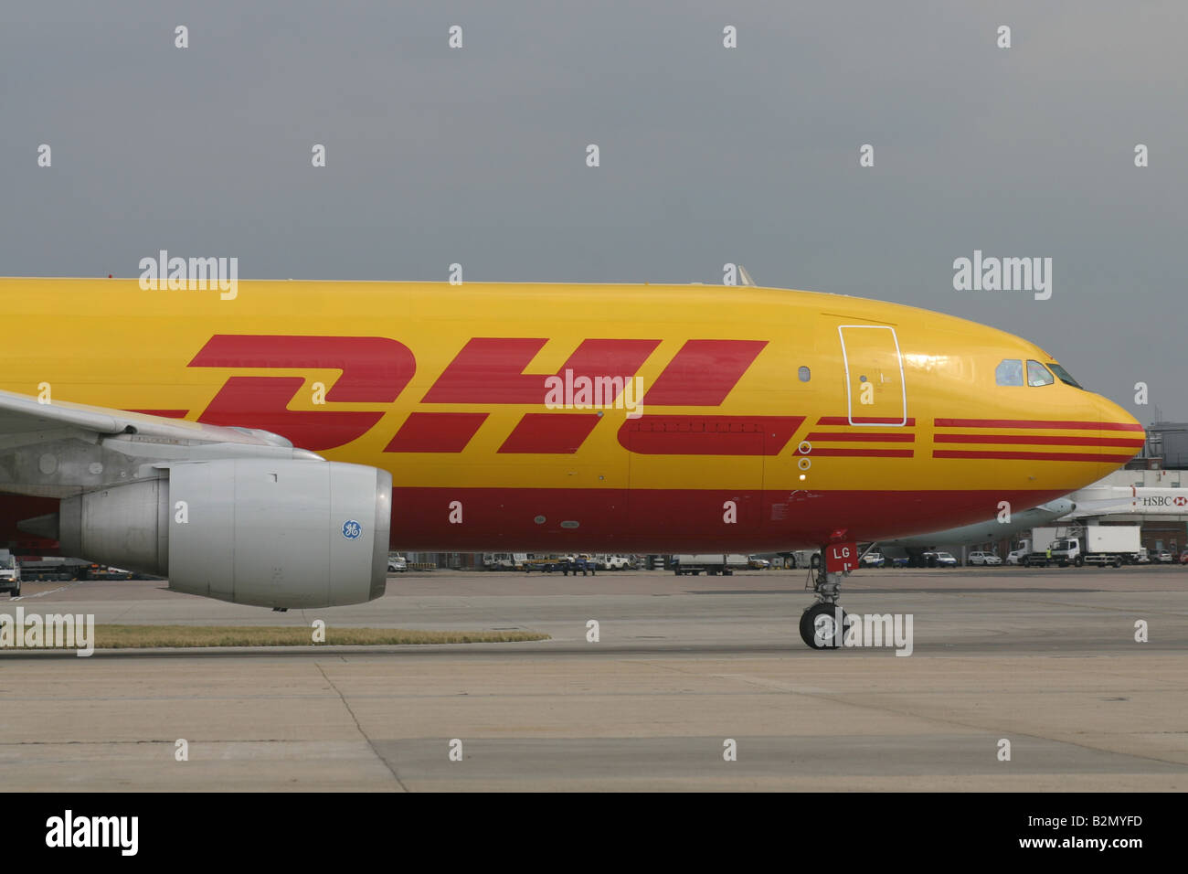 Dhl Aircraft High Resolution Stock Photography and Images - Alamy