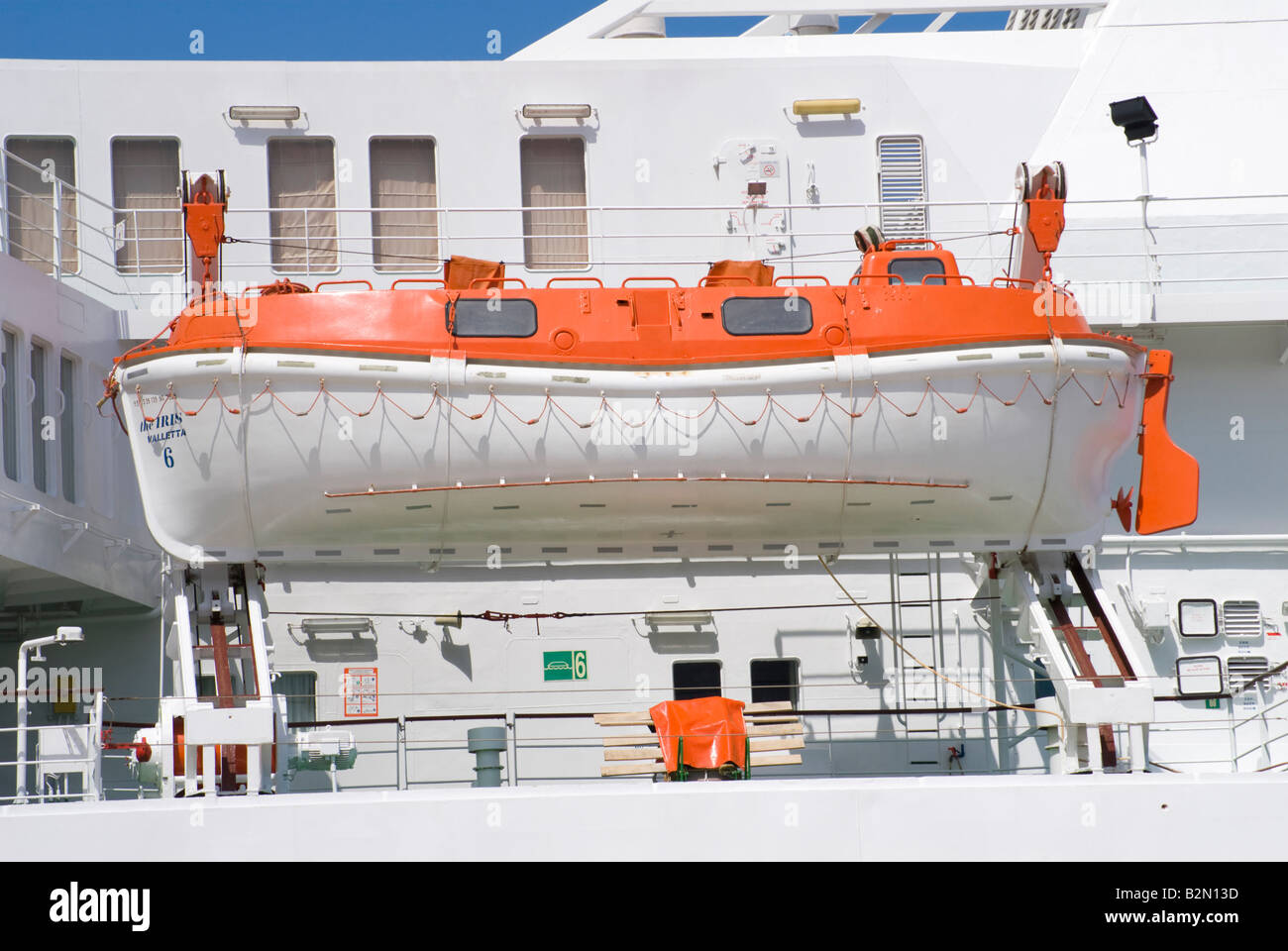 Mano cruises hi-res stock photography and images - Alamy