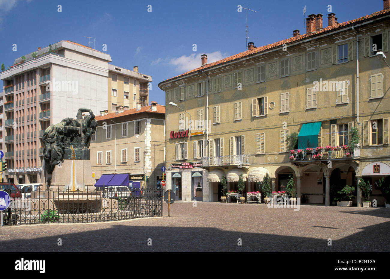 Borgosesia hi-res stock photography and images - Alamy