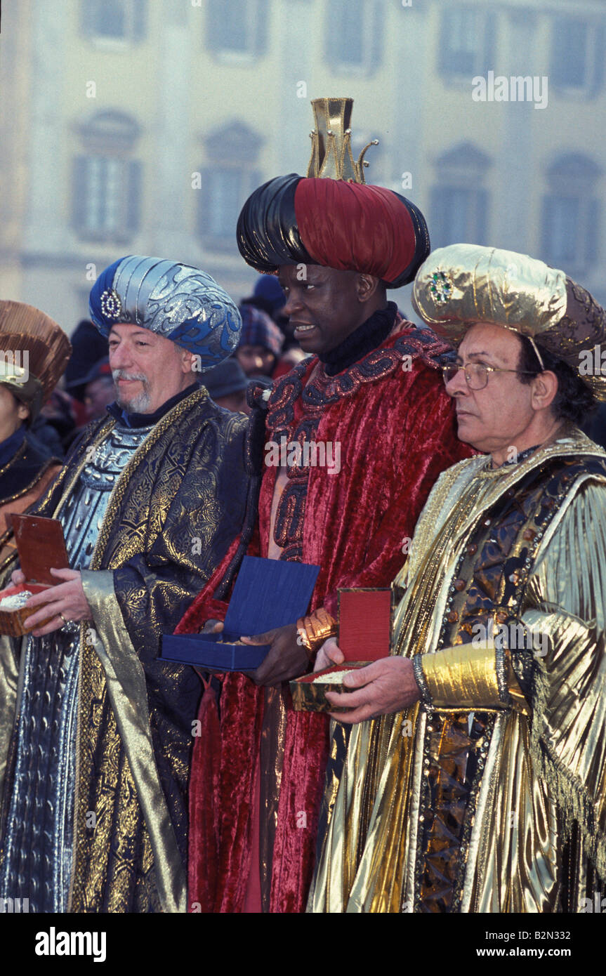three kings procession, milan, Italy Stock Photo - Alamy