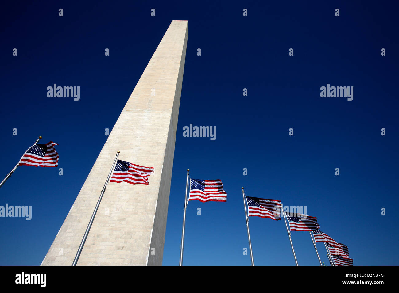 Washington Monument, flags, Washington, DC Stock Photo - Alamy