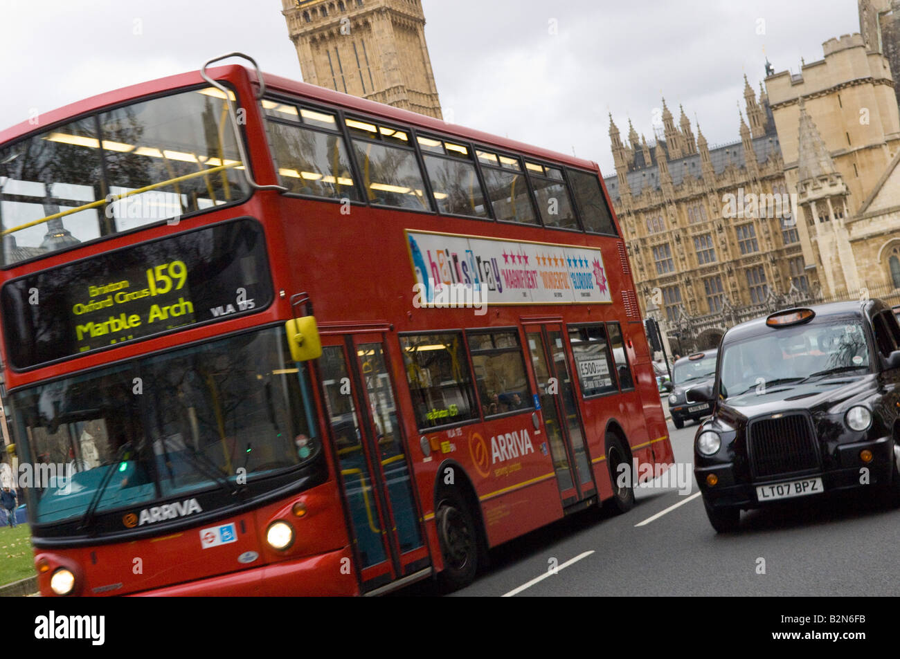 London bus traffic jam hi-res stock photography and images - Alamy