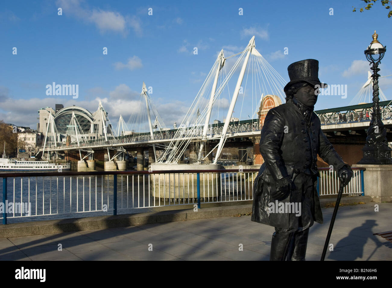 human statue, london, great britain Stock Photo - Alamy