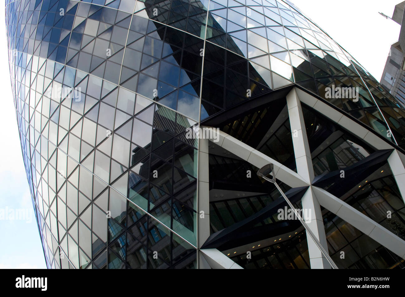 swiss re tower the gherkin, london, great britain Stock Photo - Alamy