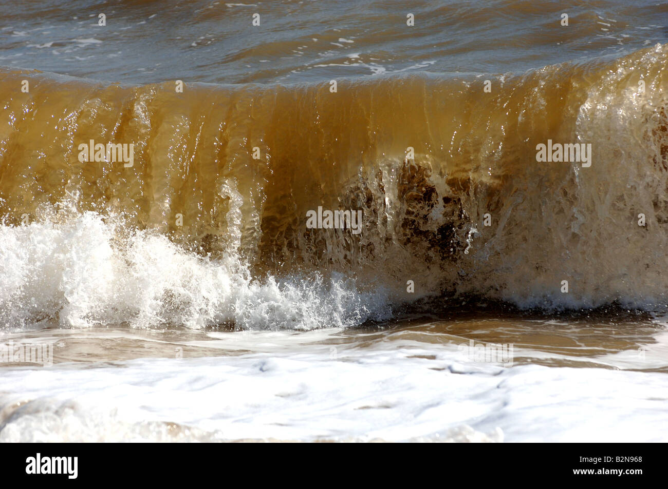 Roll wave hi-res stock photography and images - Alamy