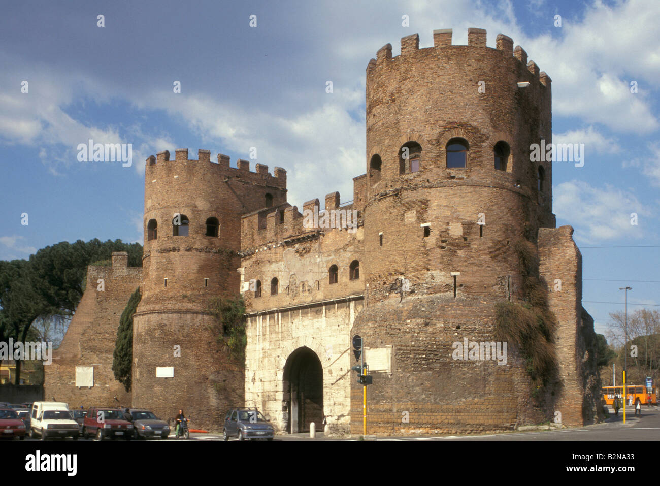 Rome italy gate hi-res stock photography and images - Alamy