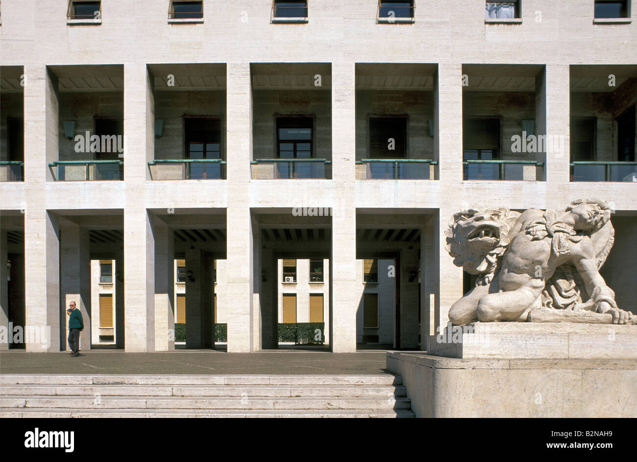 Fascism building hi-res stock photography and images - Alamy