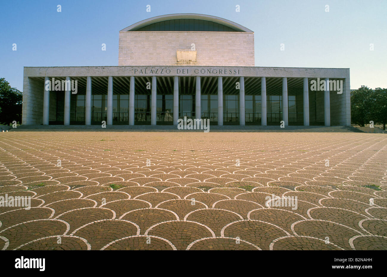 Fascism building hi-res stock photography and images - Alamy