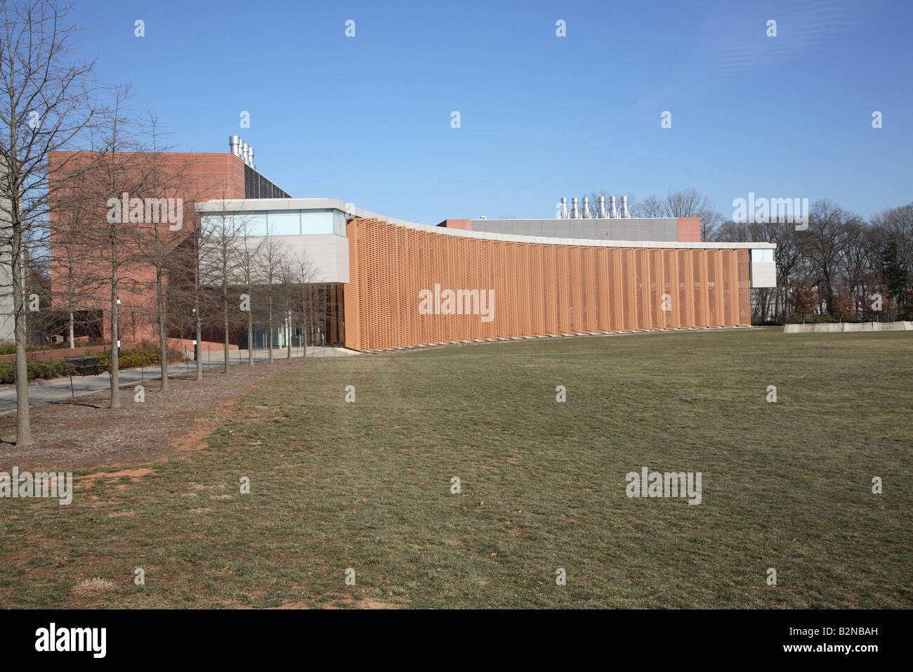 Carl Icahn Laboratory at Princeton University from the west side Stock ...