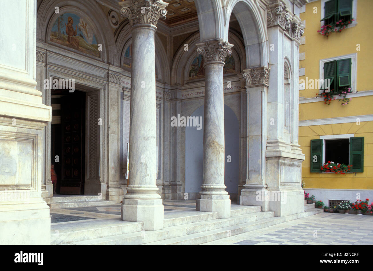 Massa italy hi-res stock photography and images - Alamy