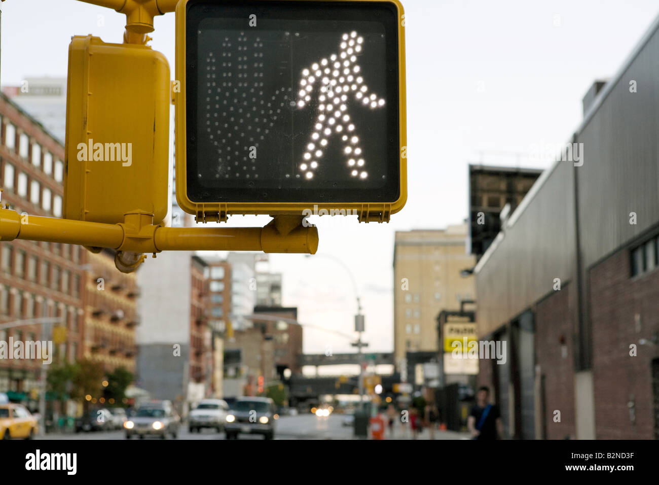 Pedestrian sign nyc hi-res stock photography and images - Alamy