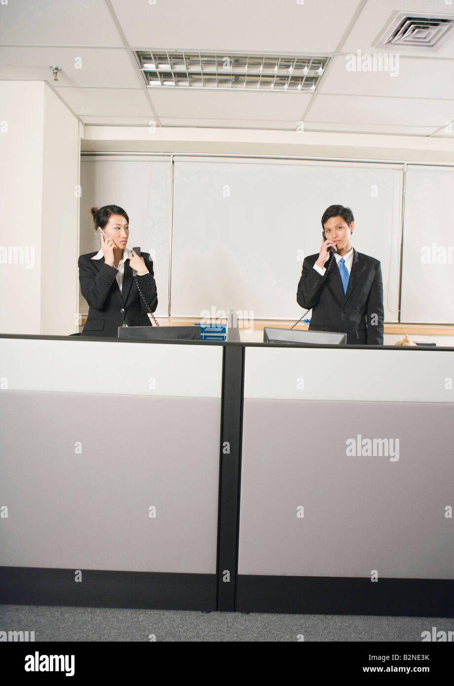 Busy office cubicles hi-res stock photography and images - Alamy