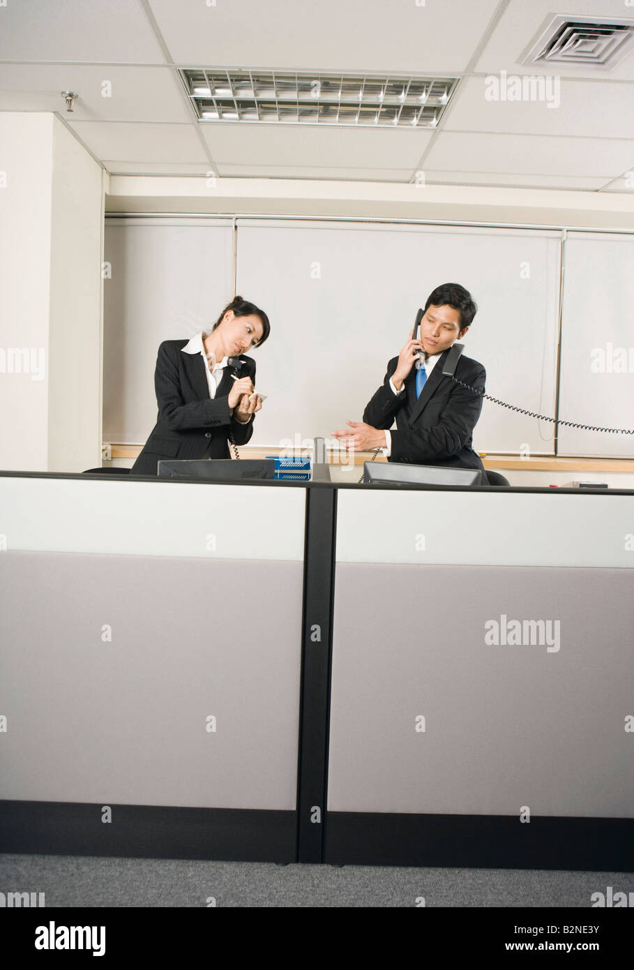 Busy office cubicles hi-res stock photography and images - Alamy