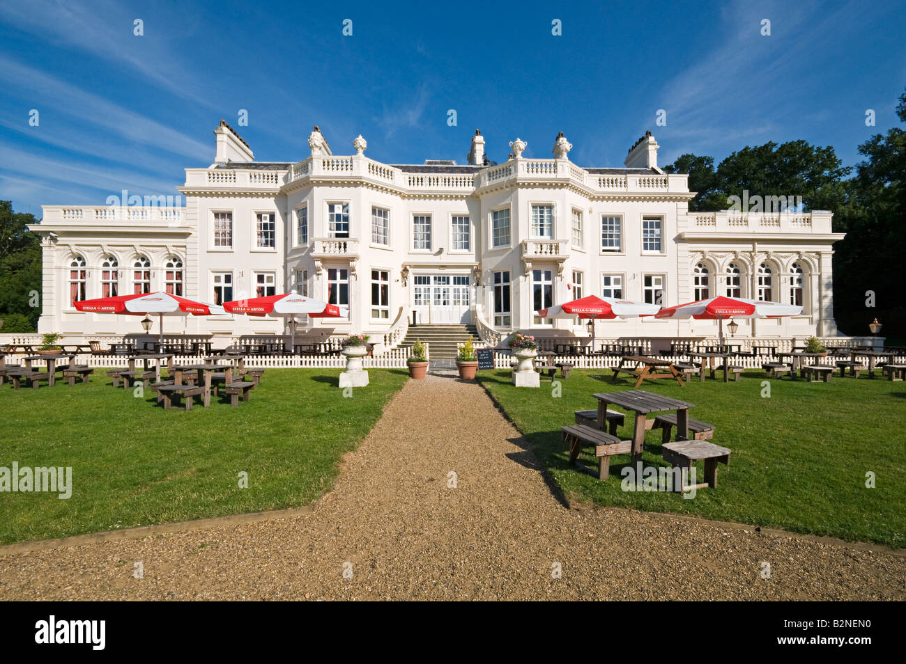 The architect pub hi-res stock photography and images - Alamy