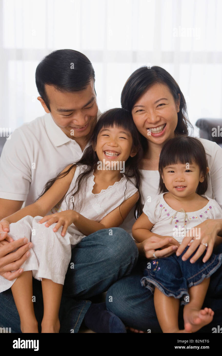 Asian chinese parents daughters hi-res stock photography and images - Alamy