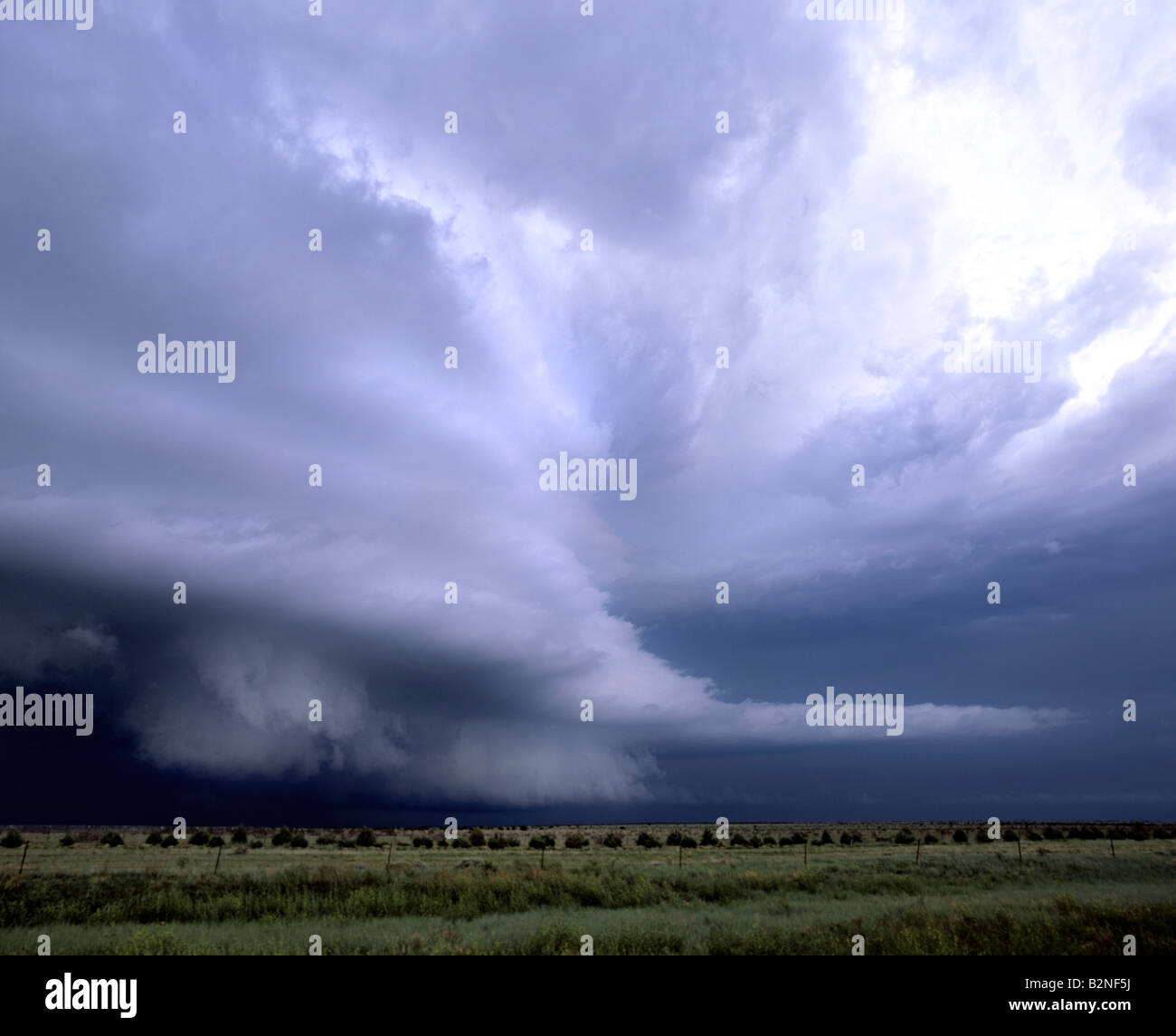 Supercell structure hi-res stock photography and images - Alamy