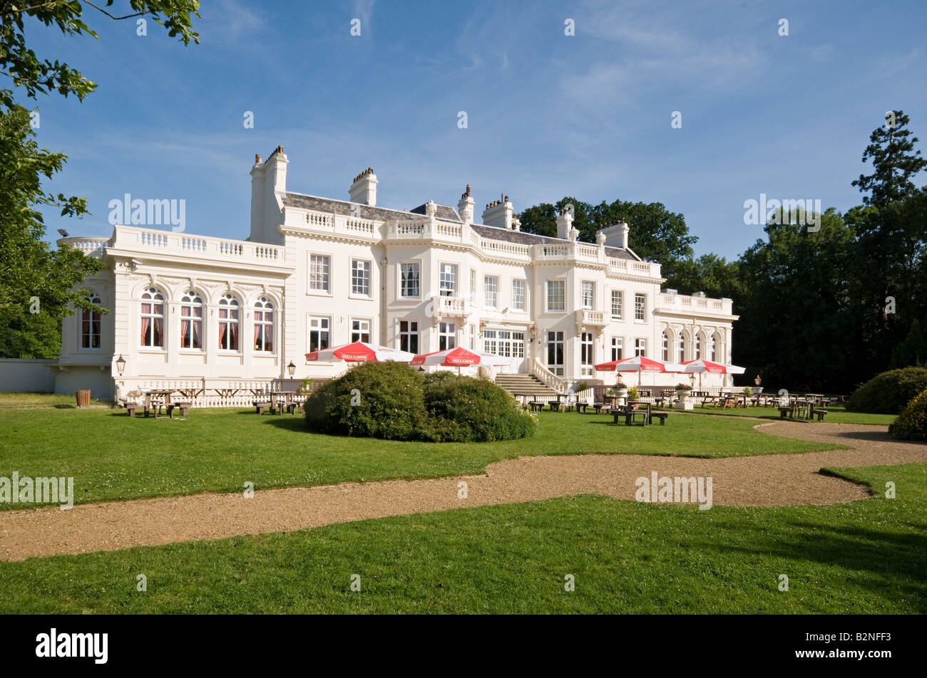 The architect pub hi-res stock photography and images - Alamy