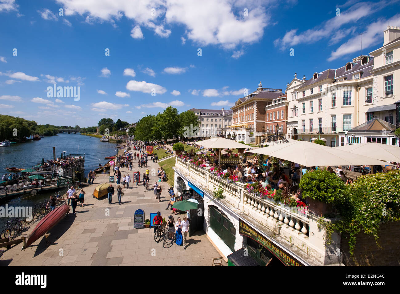 Richmond riverside hi-res stock photography and images - Alamy