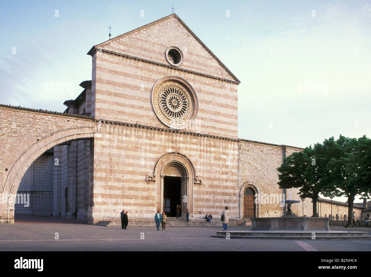 santa chiara church, assisi, Italy Stock Photo - Alamy