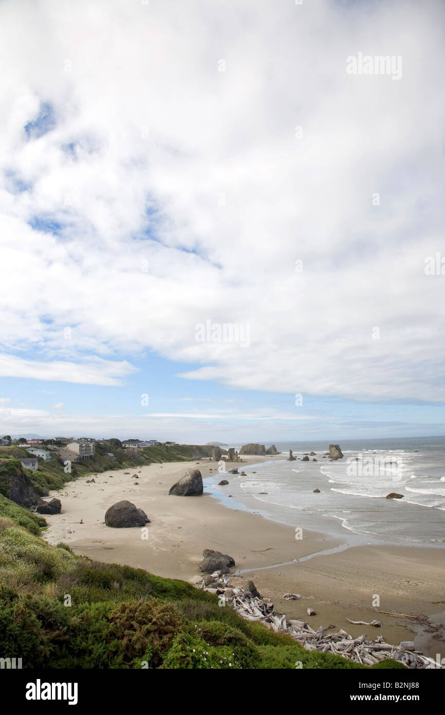 Face rock beaches hi-res stock photography and images - Alamy