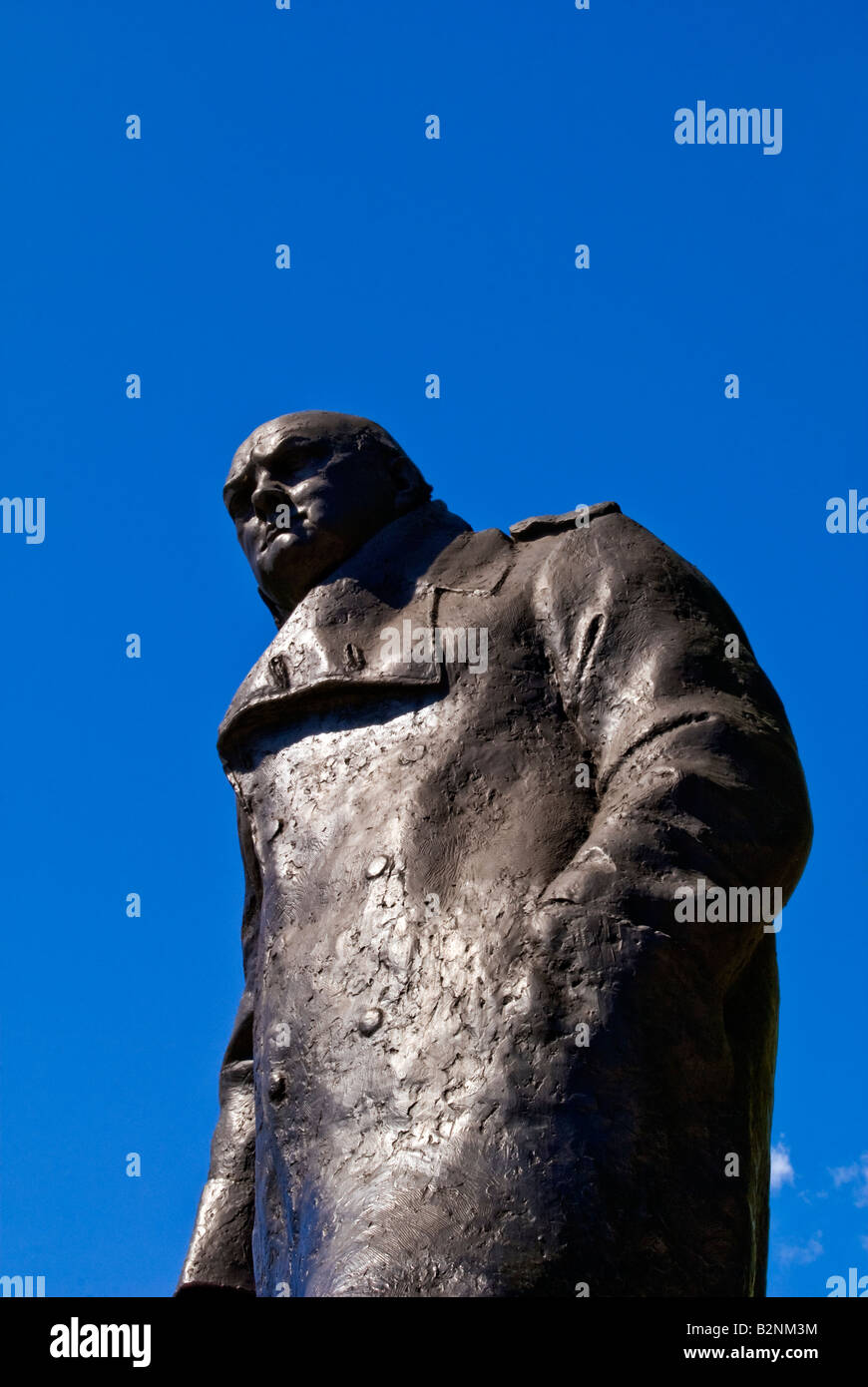 Statue of Churchill in Westminster, London, England, UK Stock Photo - Alamy