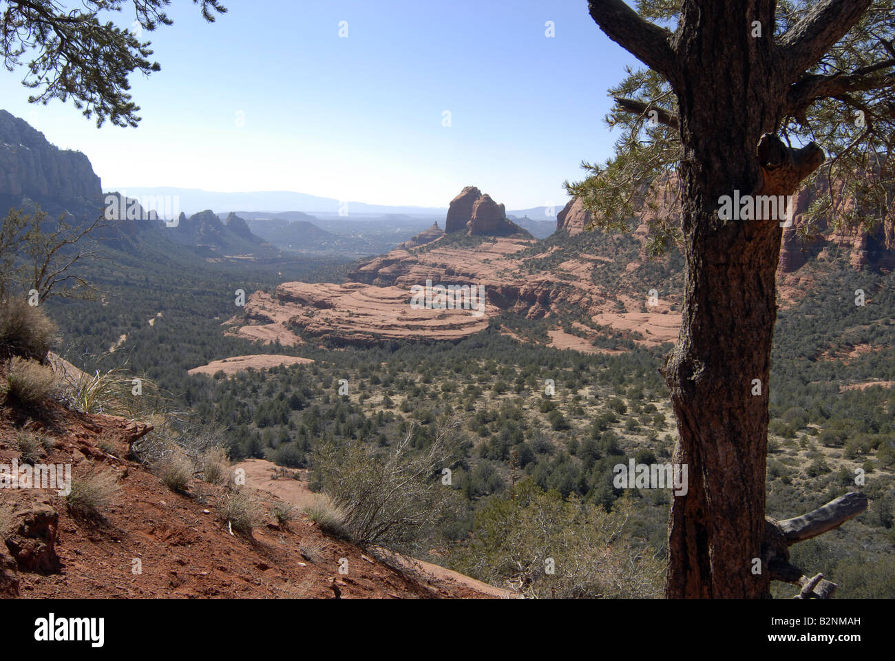 Red rocks surround Sedona Arizona Stock Photo - Alamy
