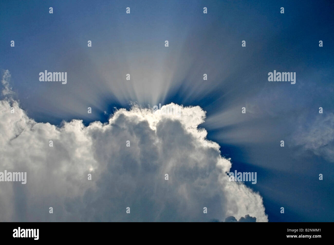 Calm scene rays sun hi-res stock photography and images - Alamy