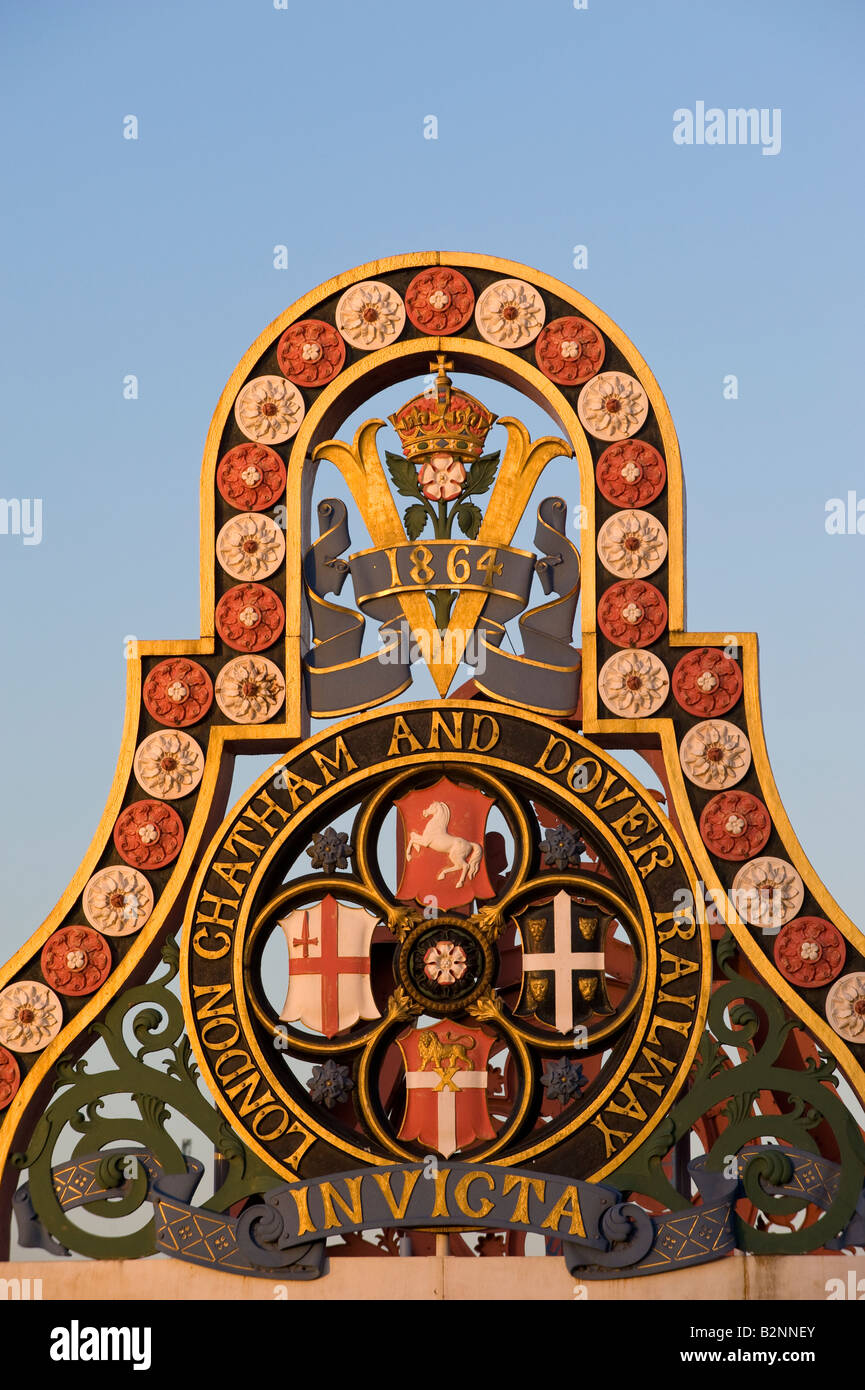 Victorian bridge detail by Blackfriers Bridge London United Kingdom ...