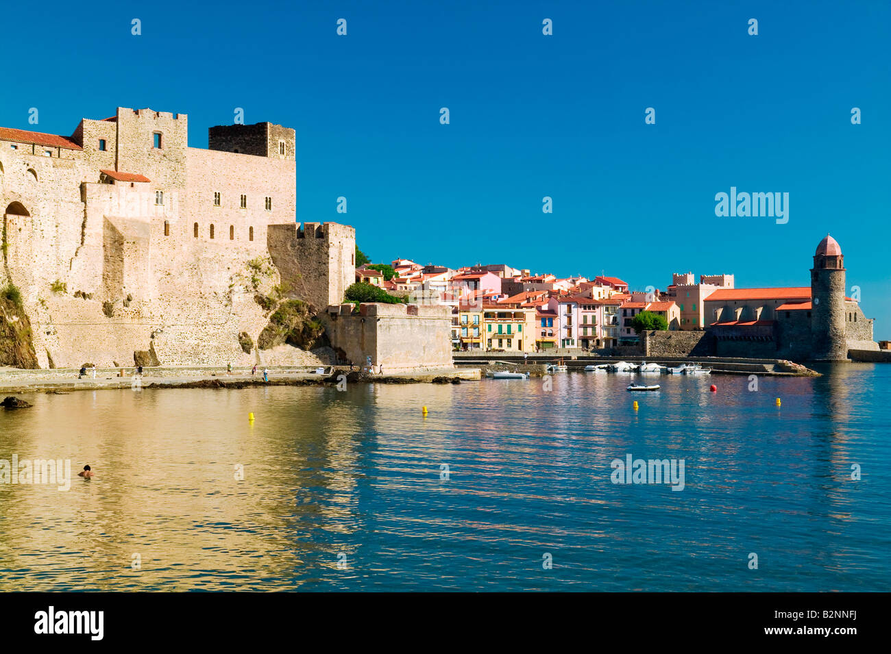 COLLIOURE PYRENEES ORIENTALES LANGUEDOC ROUSSILLON FRANCE Stock Photo ...