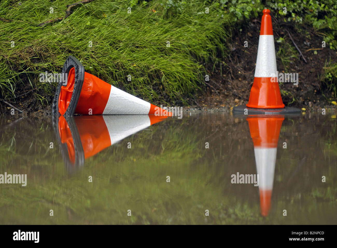 Road cones art hi-res stock photography and images - Alamy