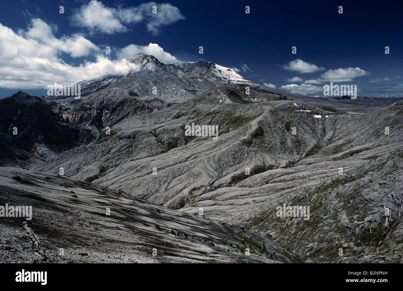 Mount Saint Helens after the volcanic eruptions looking at the ...
