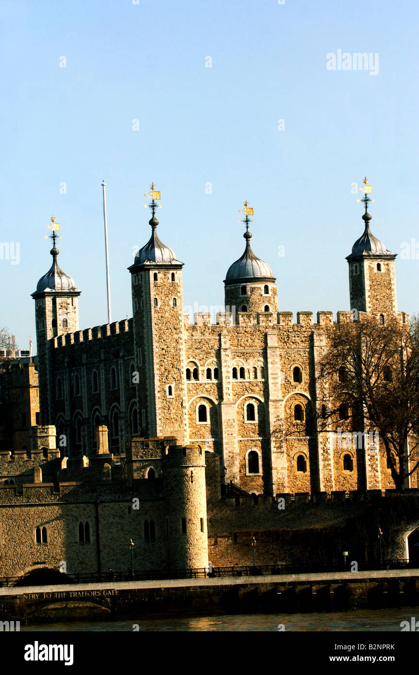 tower of london Stock Photo - Alamy