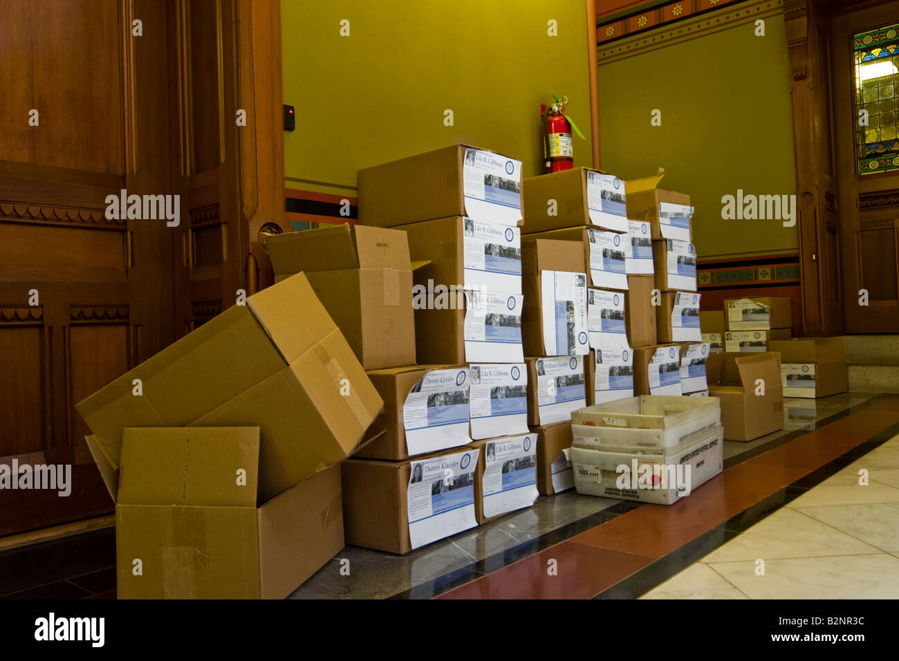 Lined hallway hi-res stock photography and images - Alamy