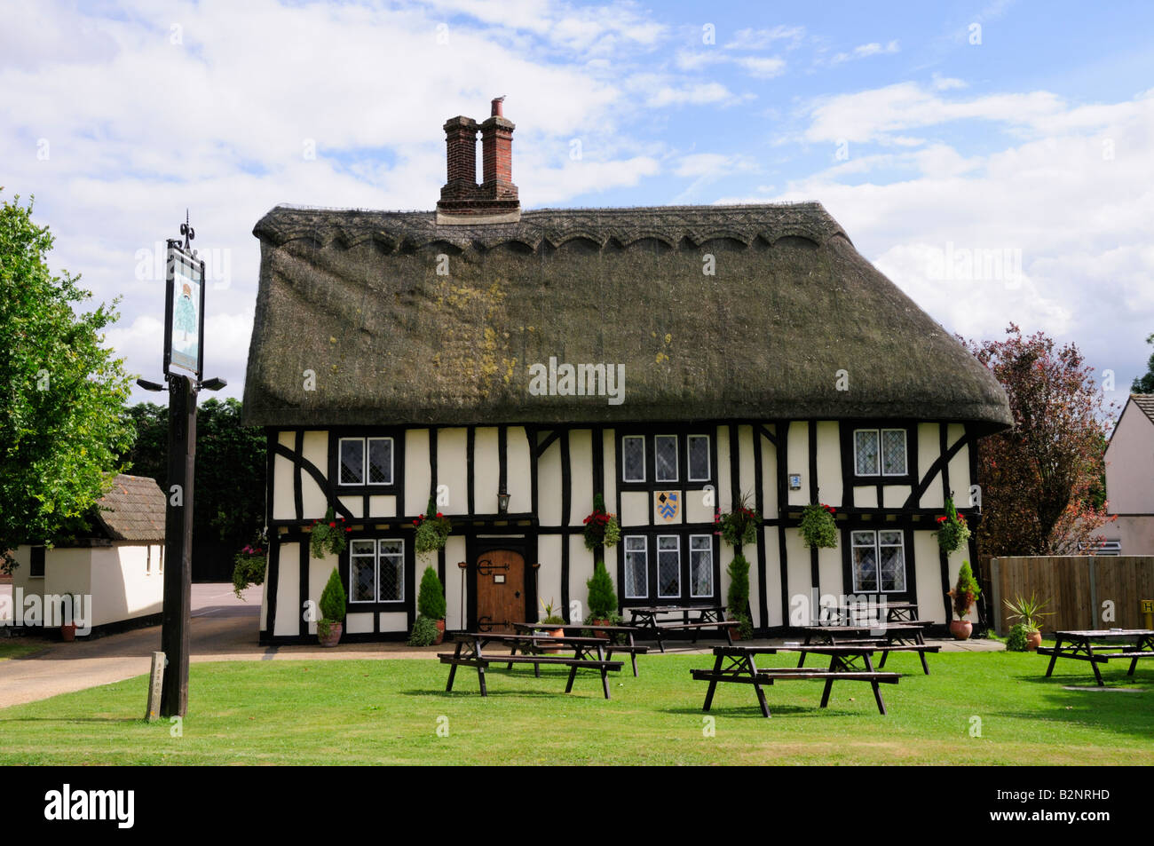 Barrington cambridgeshire village hi-res stock photography and images ...