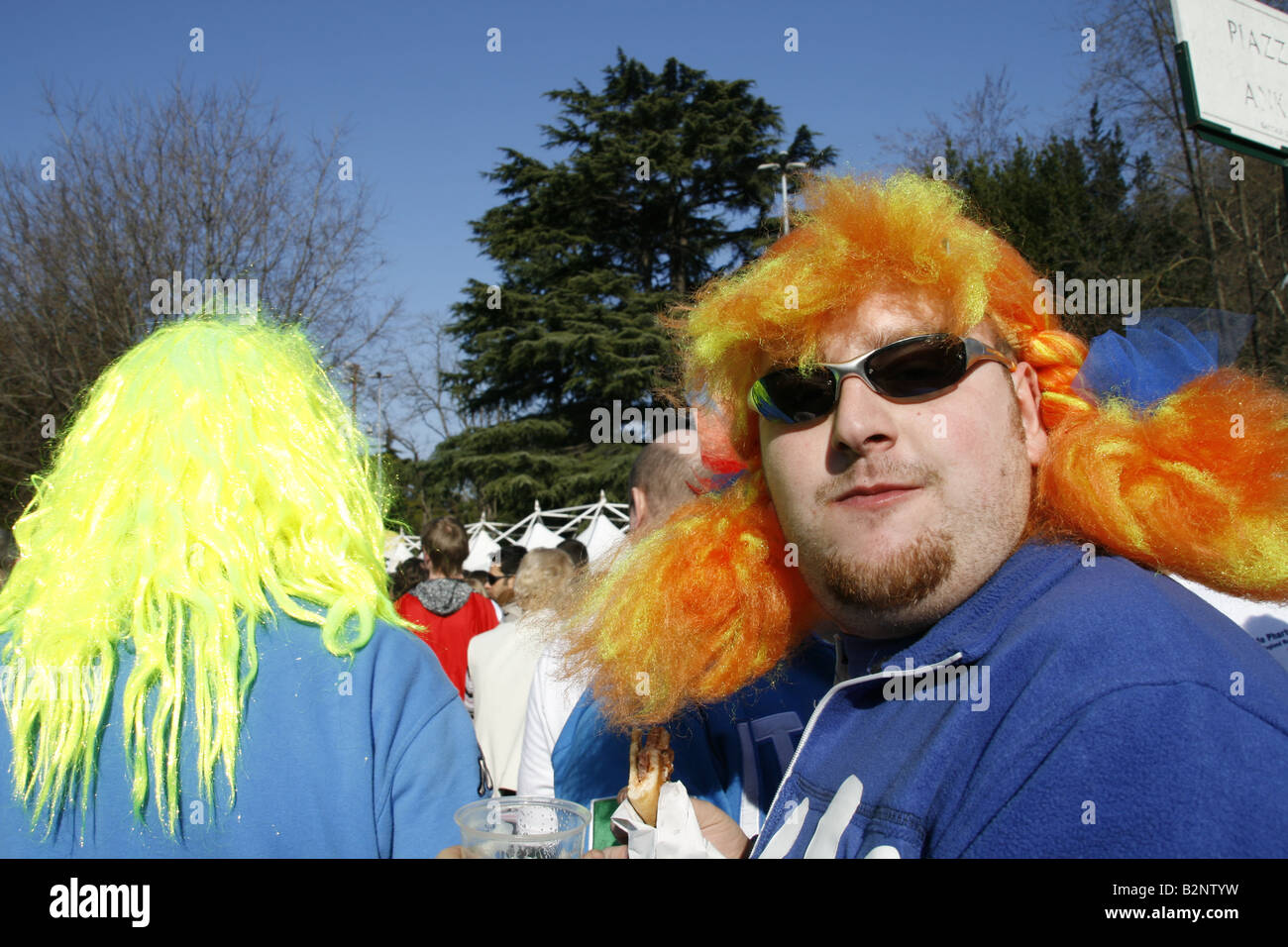 Rugby fan supporter italian italy hi-res stock photography and images ...