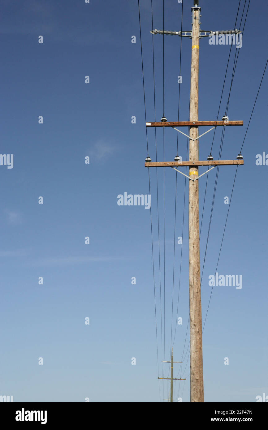 Wooden electricity pylons hi-res stock photography and images - Alamy