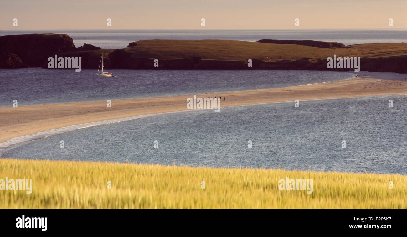 St Ninian's Isle and tombolo, South Mainland, Shetland Isles, Scotland ...