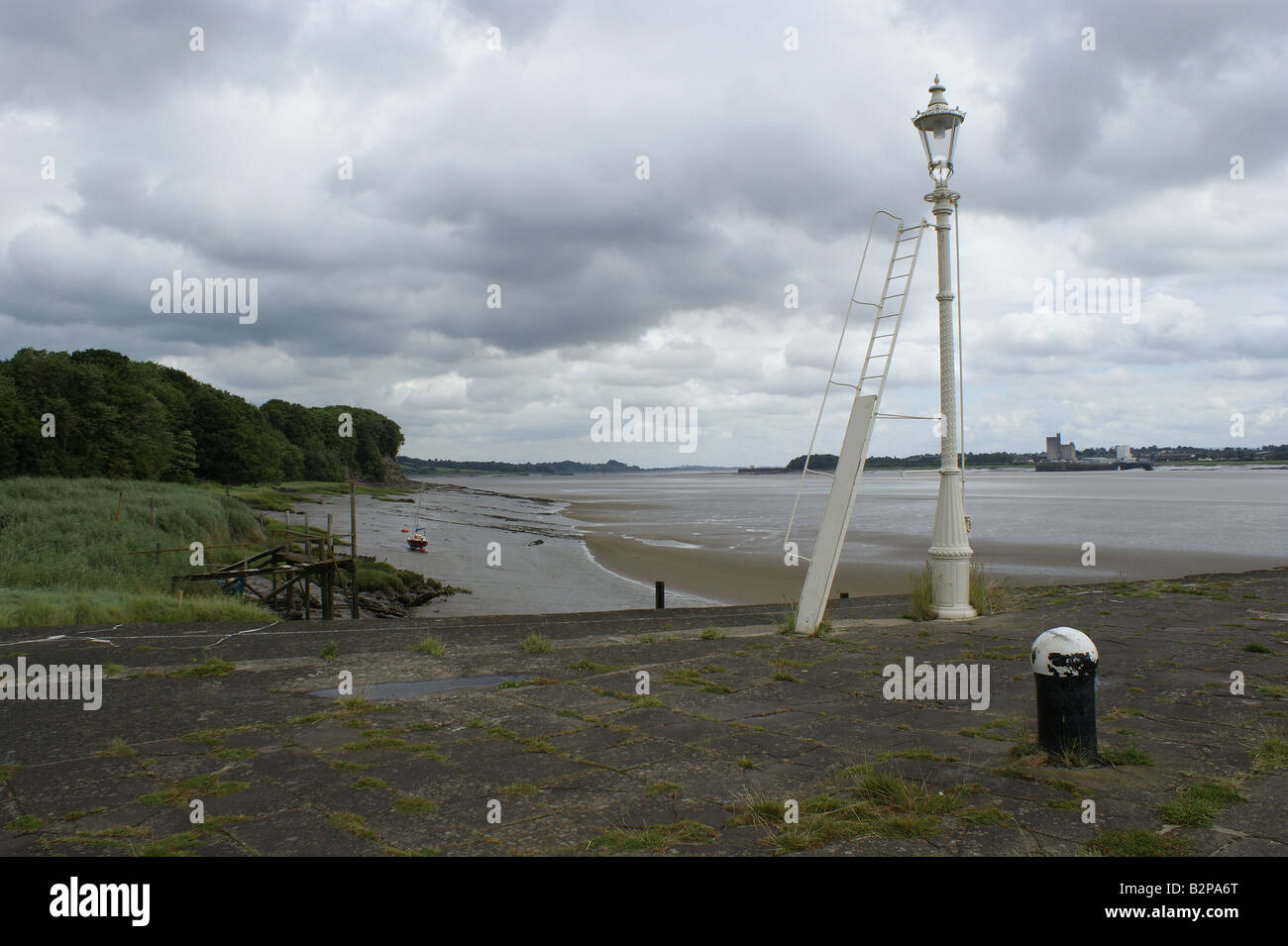 Old lydney port hi-res stock photography and images - Alamy
