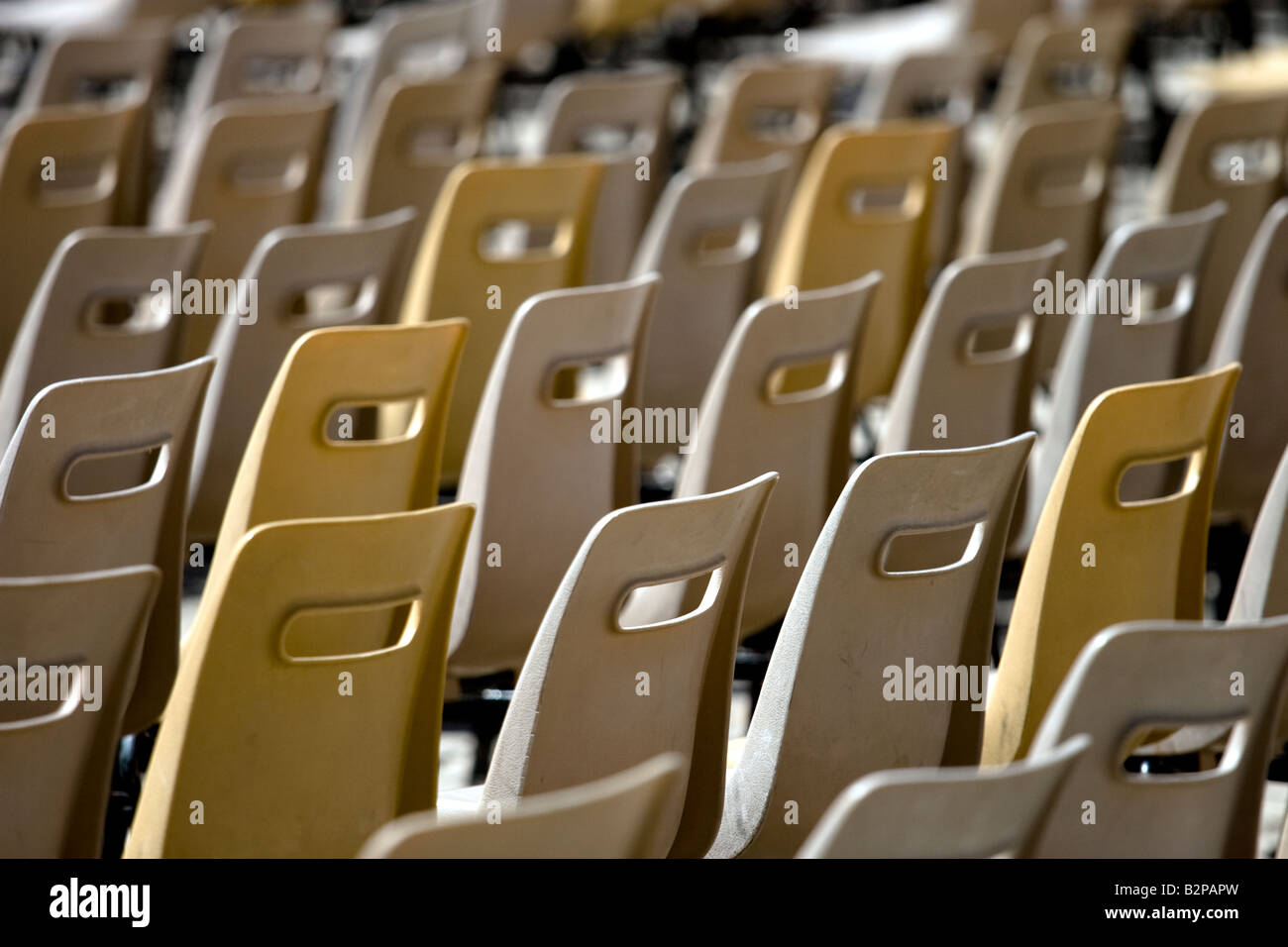 Back view of theatre audience hi-res stock photography and images - Alamy